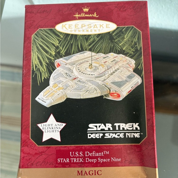 Hallmark | Holiday | Hallmark Star Trek Deep Space 9 The Uss Defiant ...